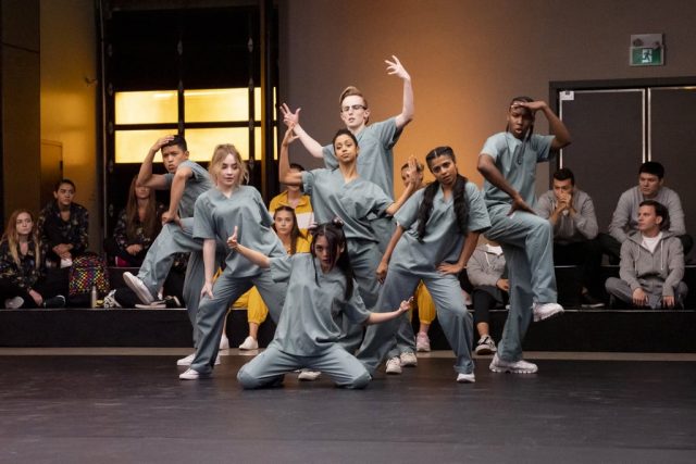 REVIEW FILM : WORK IT – BVoice Radio