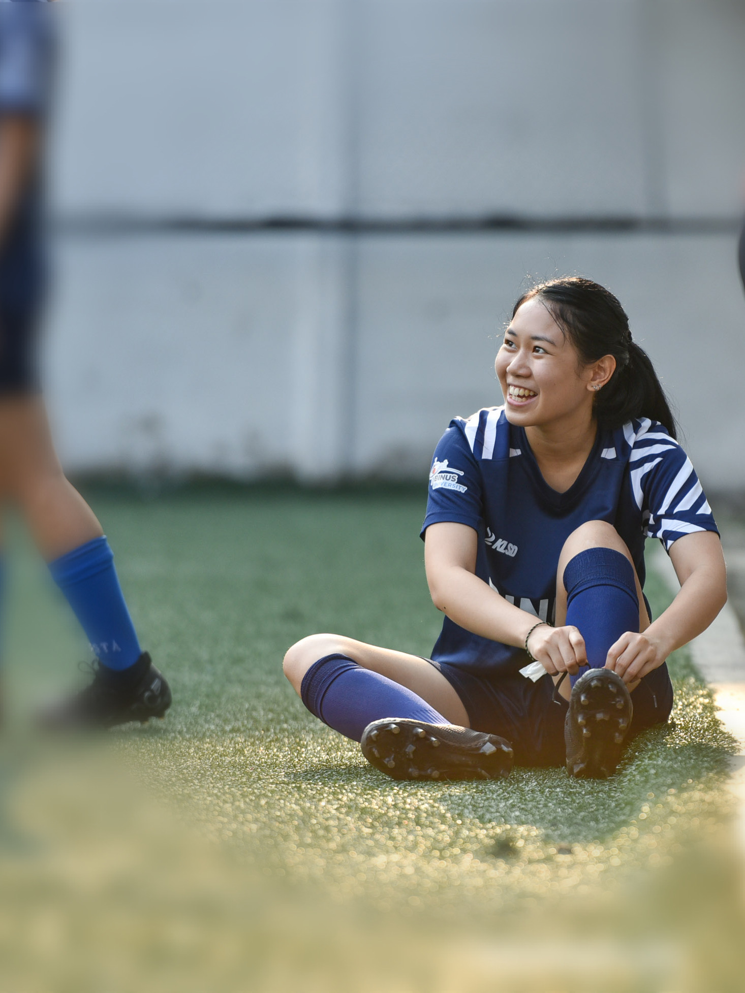 Passion Jennifer Halim Sebagai Ketua UKM Sepak Bola BINUS University ...